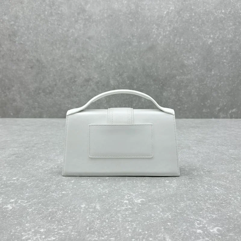 Indistinguishable Jacquemus Satchel bags