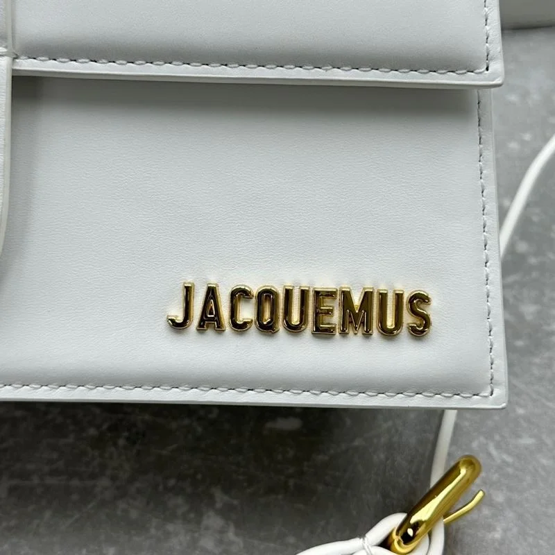 Indistinguishable Jacquemus Satchel bags