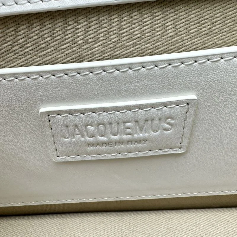 Indistinguishable Jacquemus Satchel bags