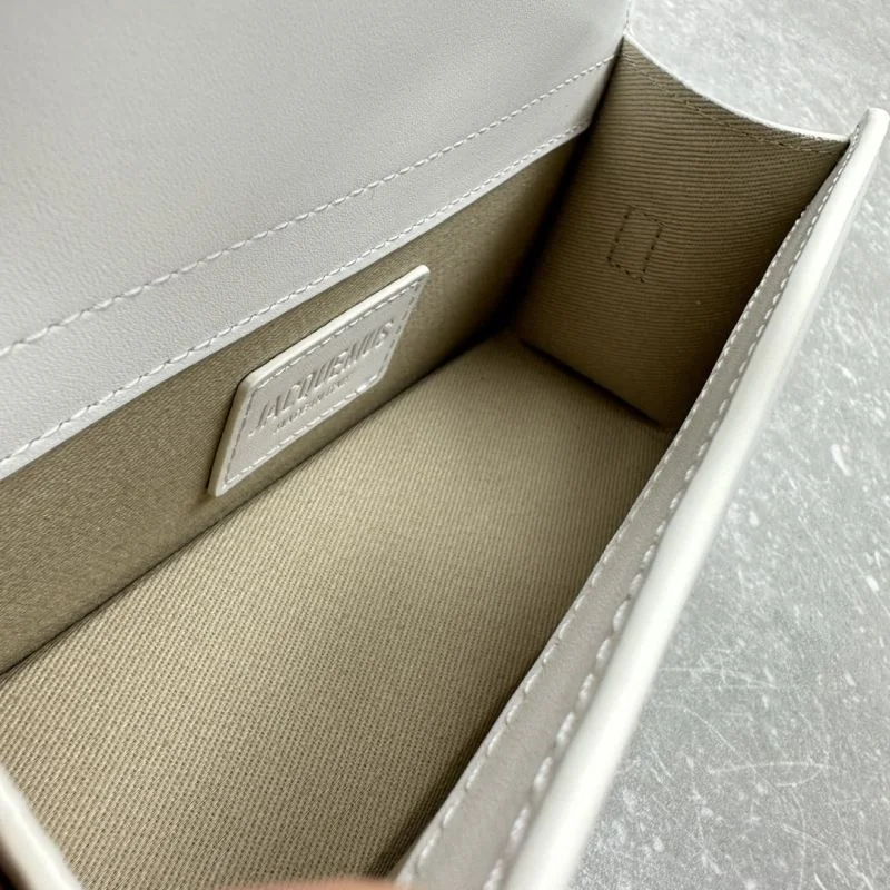 Accurate model Jacquemus Satchel bags