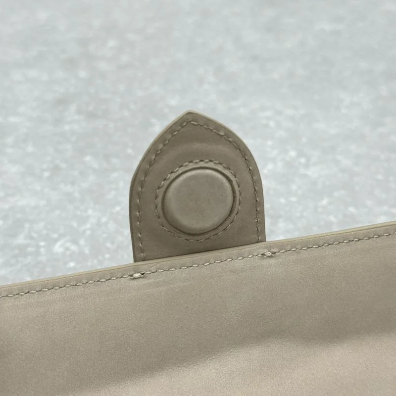 Accurate model Jacquemus Satchel bags