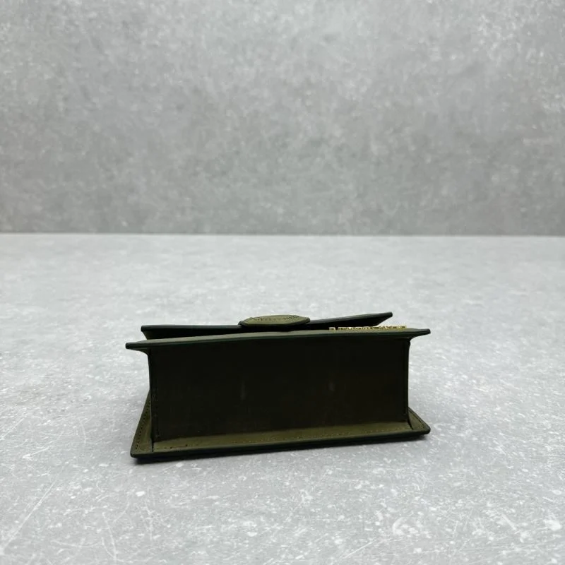 Low-cost Jacquemus Satchel bags