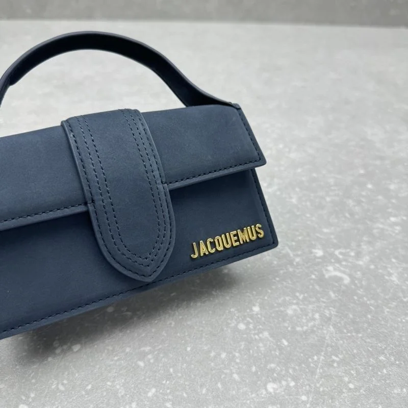 Indistinguishable Jacquemus Satchel bags