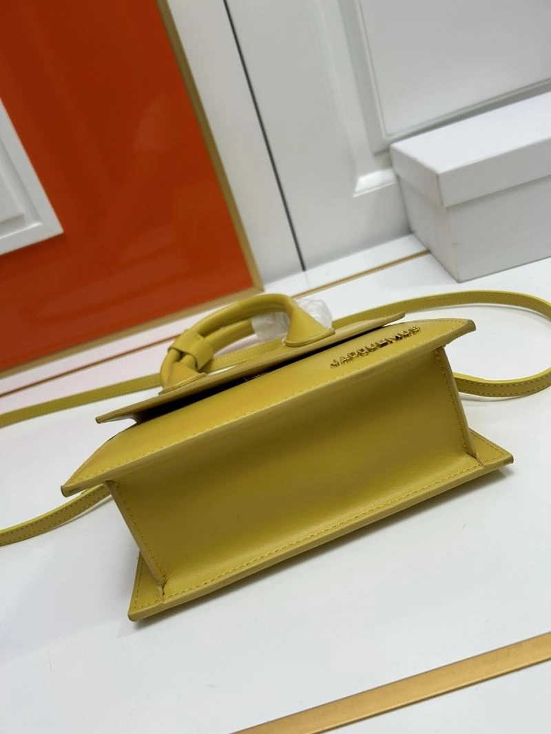 Budget-friendly Jacquemus Top Handle Bags