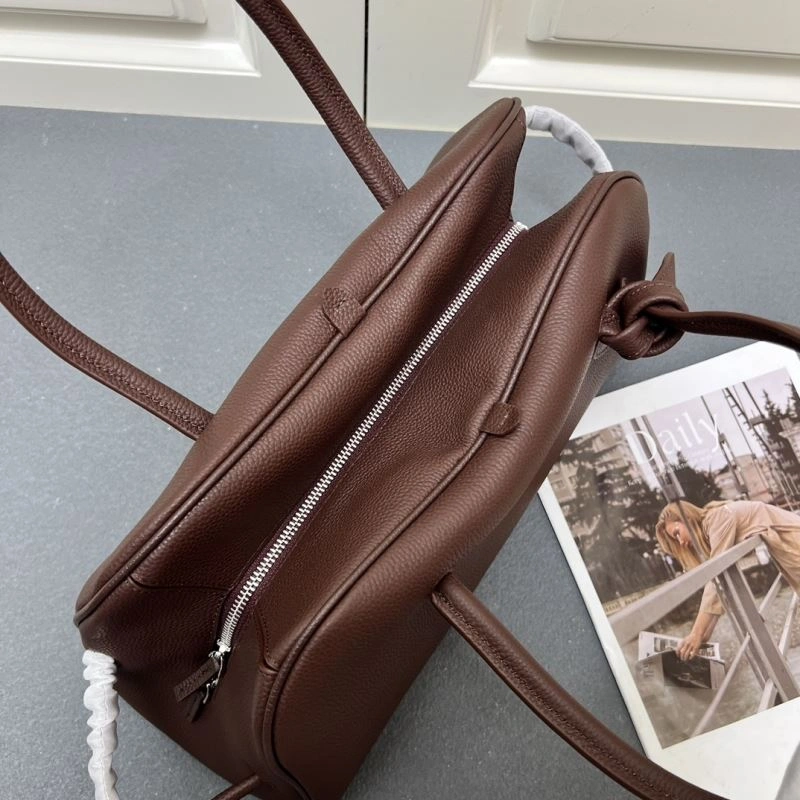 Low-cost Jacquemus Top Handle Bags