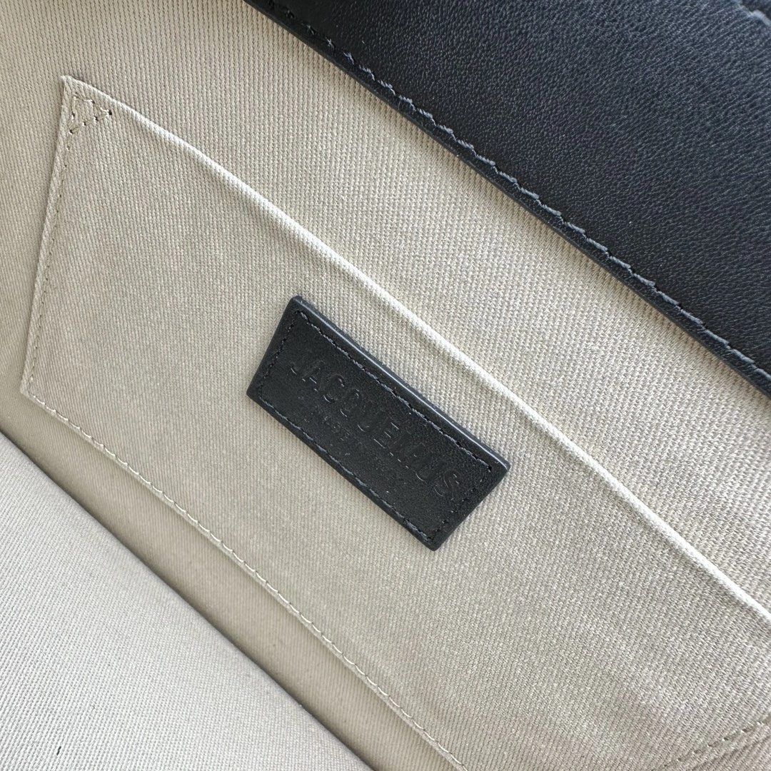 Economical Jacquemus Top Handle Bags