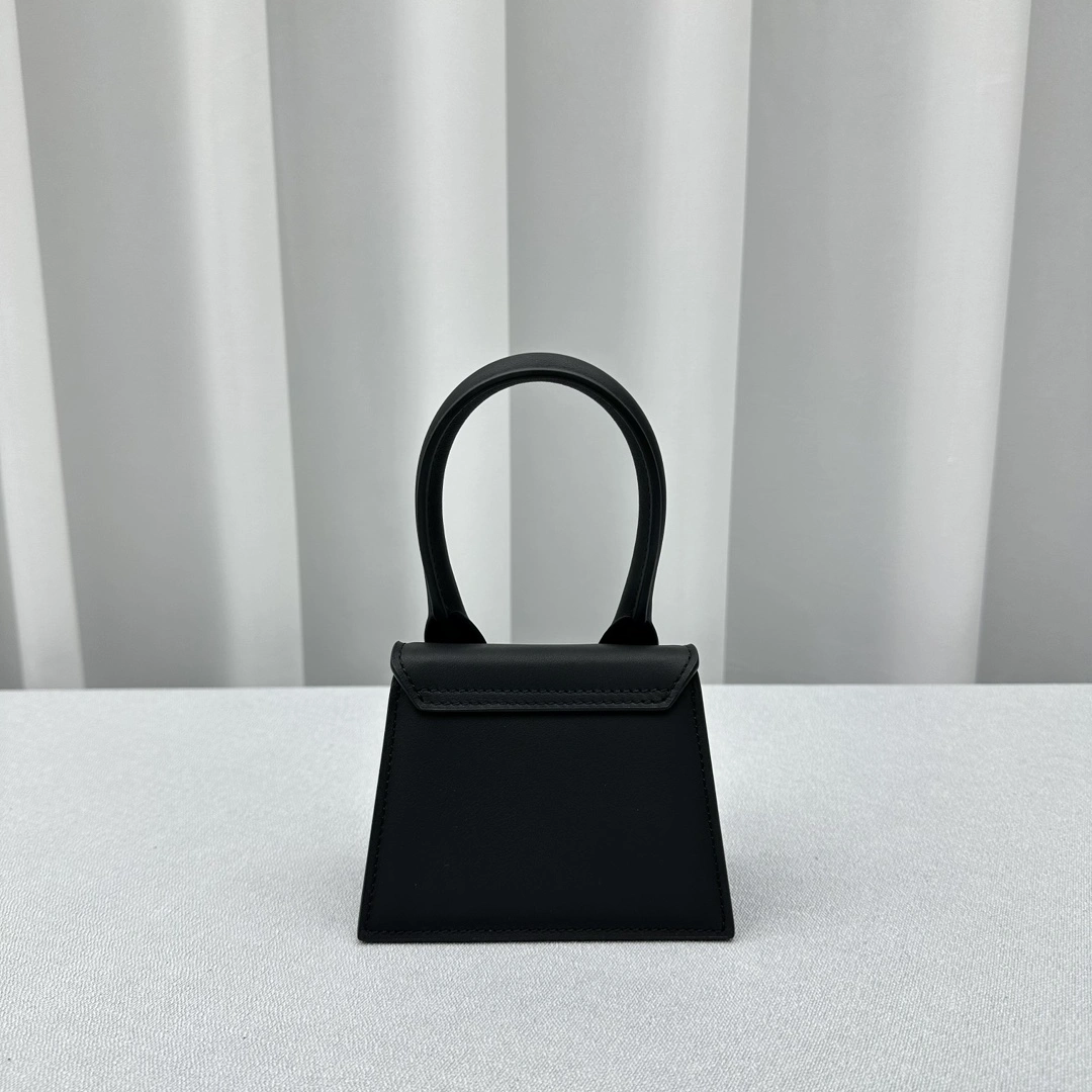 High fidelity Jacquemus Top Handle Bags