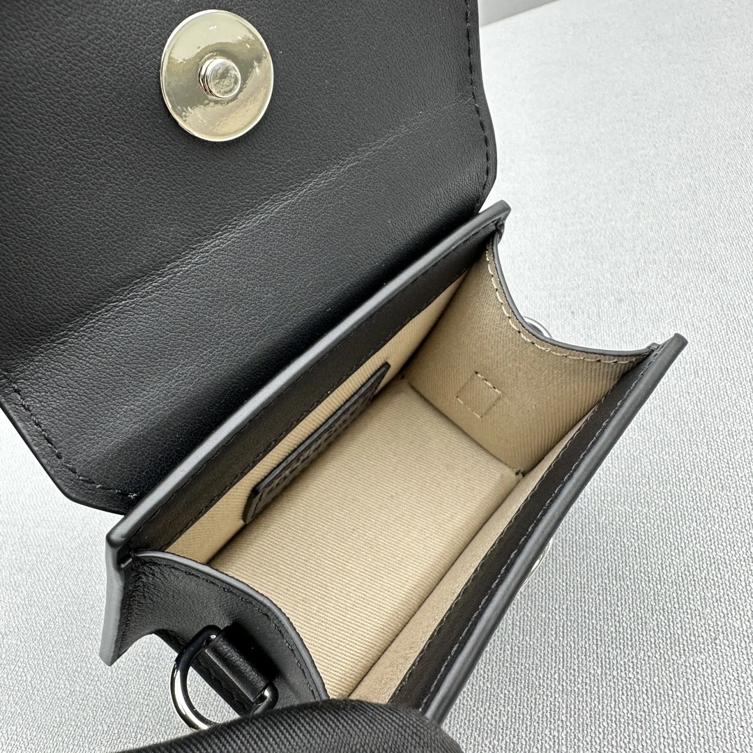 High fidelity Jacquemus Top Handle Bags