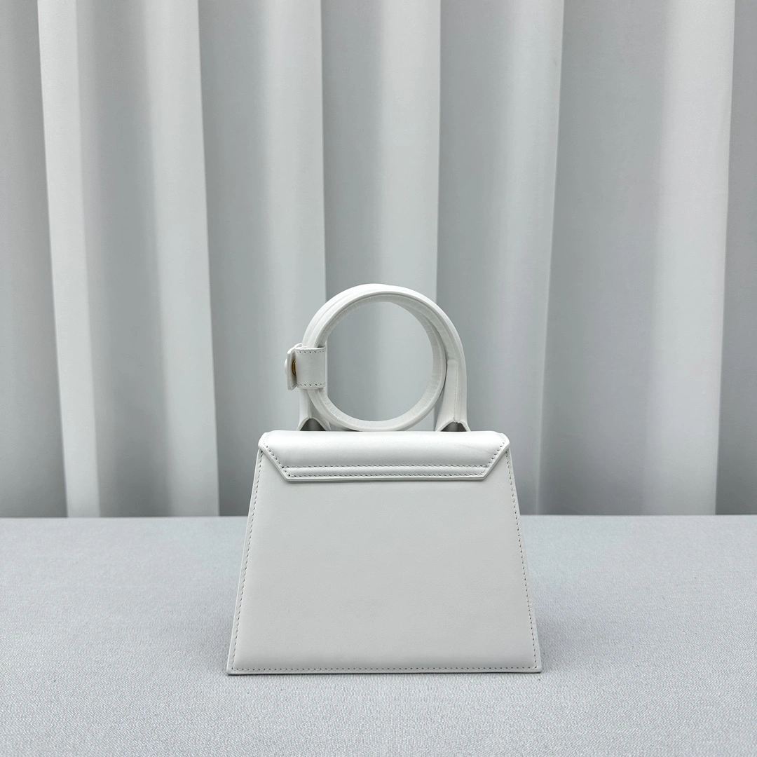 Indistinguishable Jacquemus Top Handle Bags