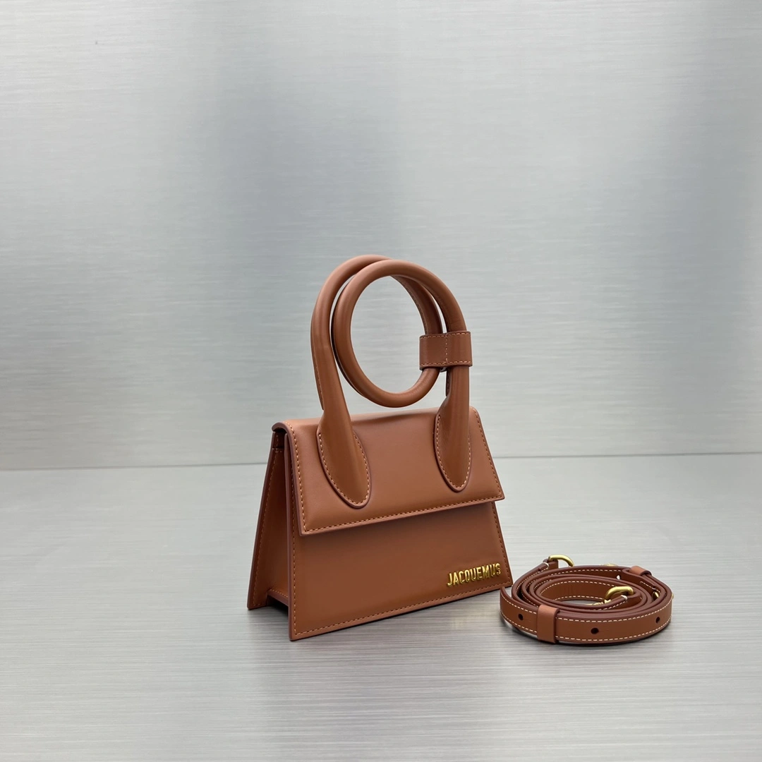 Top mirror Jacquemus Top Handle Bags
