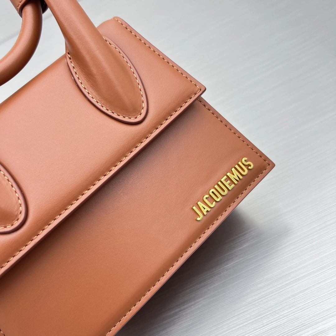 Top mirror Jacquemus Top Handle Bags