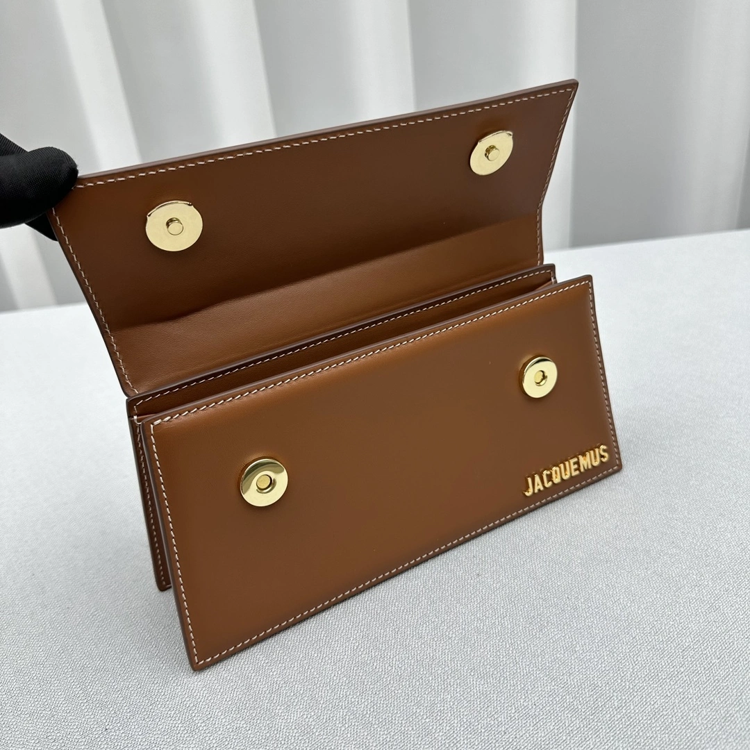 Top match Jacquemus Top Handle Bags