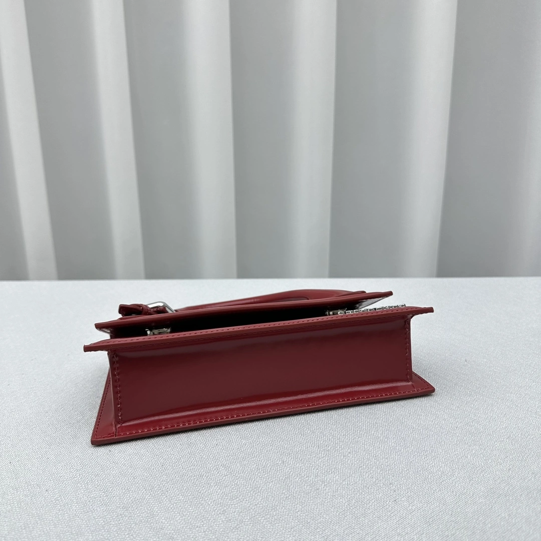 Affordable Jacquemus Top Handle Bags