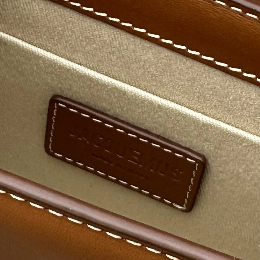 Factory-made Jacquemus Top Handle Bags