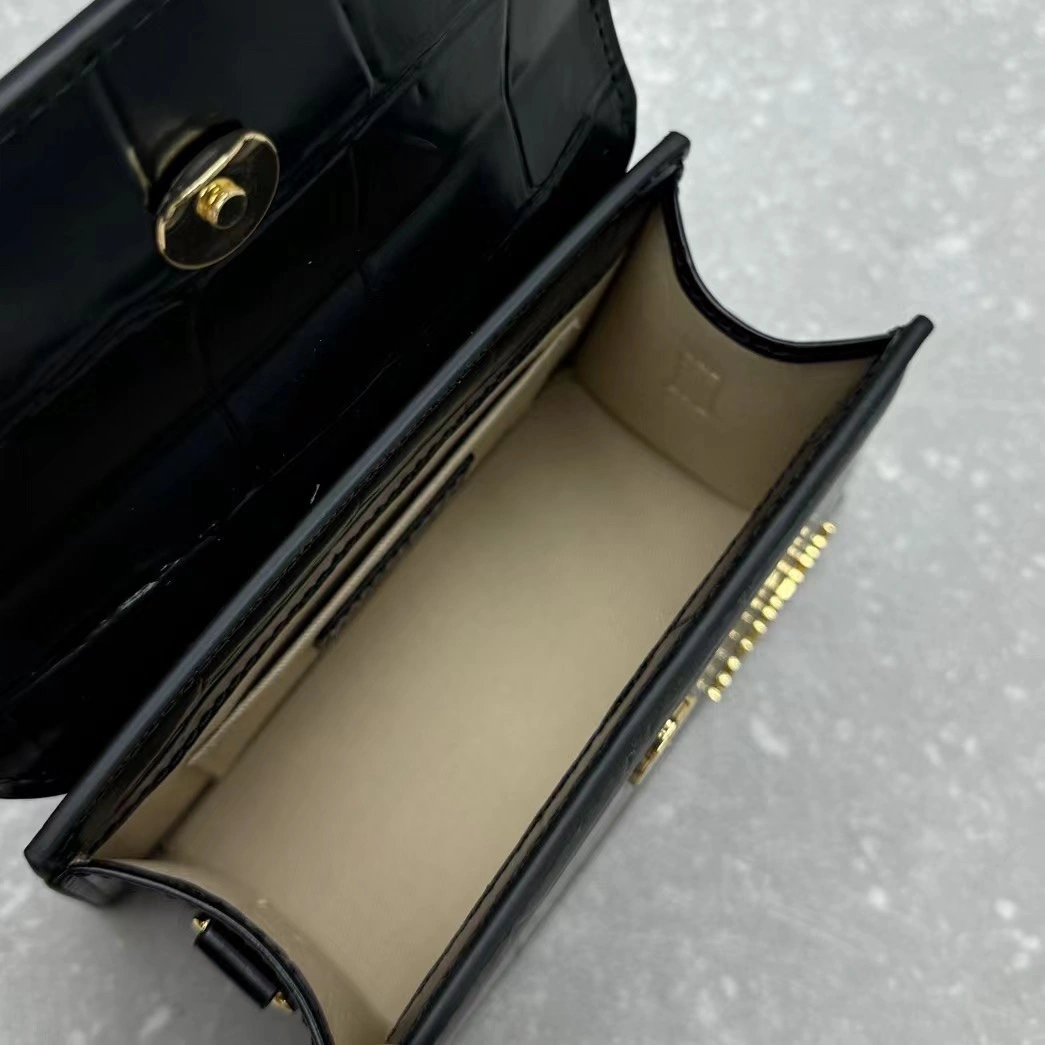 High accuracy Jacquemus Top Handle Bags