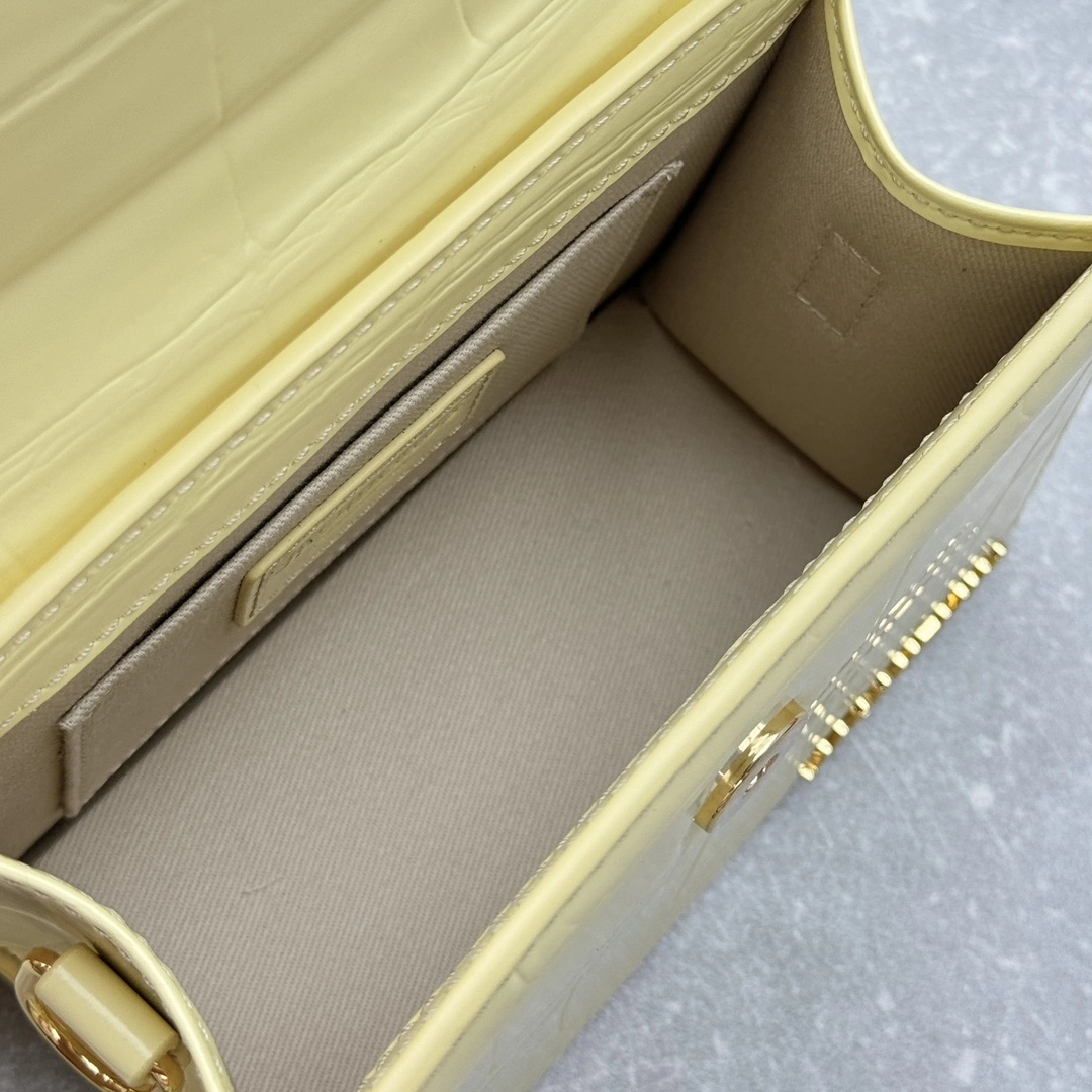 Perfect replica Jacquemus Top Handle Bags