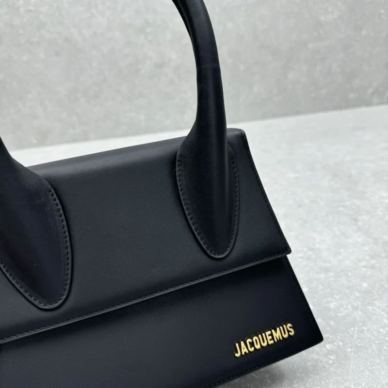 High accuracy Jacquemus Top Handle Bags
