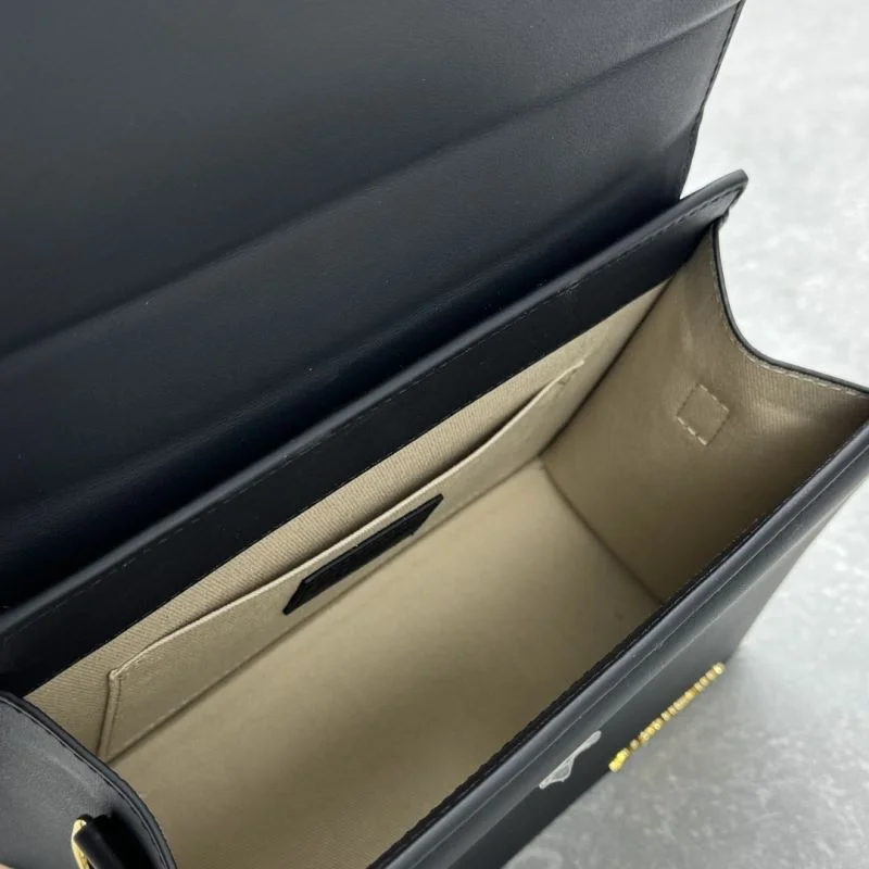 High accuracy Jacquemus Top Handle Bags