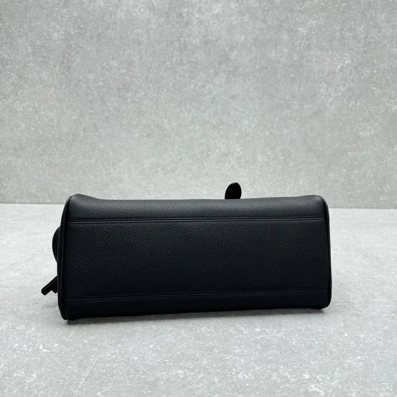 Inexpensive Jacquemus Top Handle Bags
