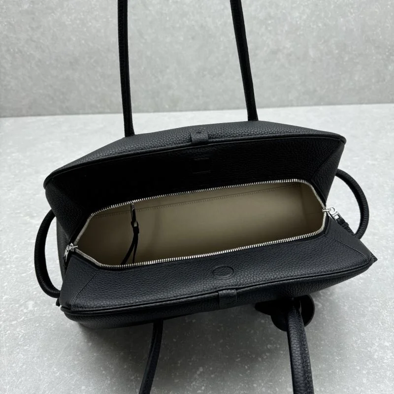 Inexpensive Jacquemus Top Handle Bags
