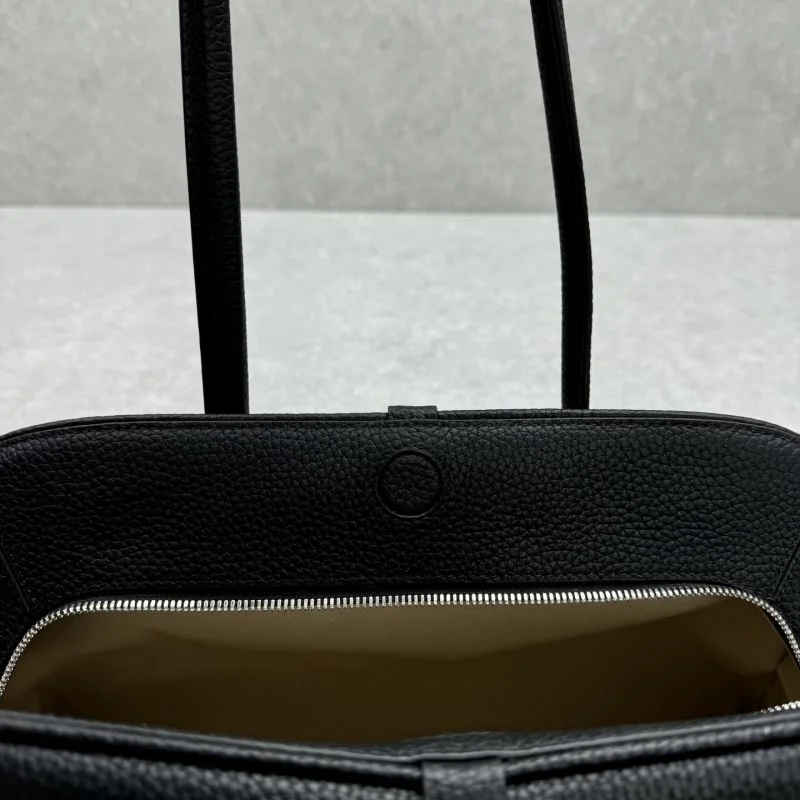 Inexpensive Jacquemus Top Handle Bags