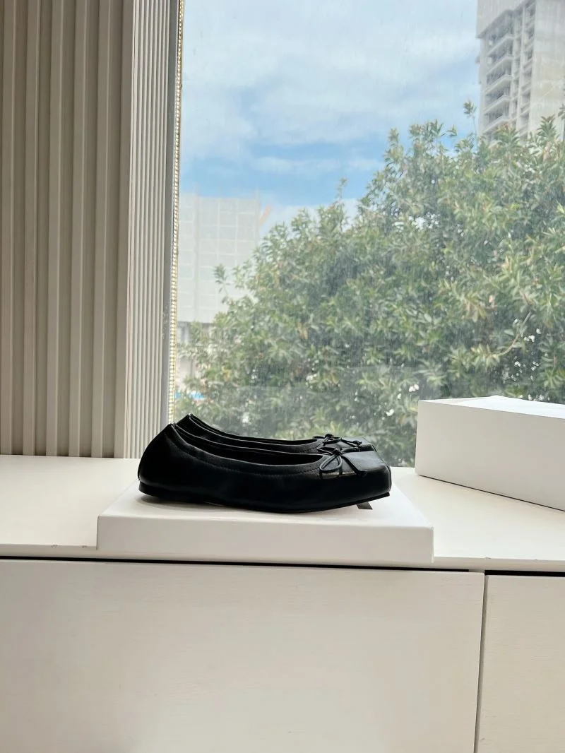 Value-priced Jacques Sandals