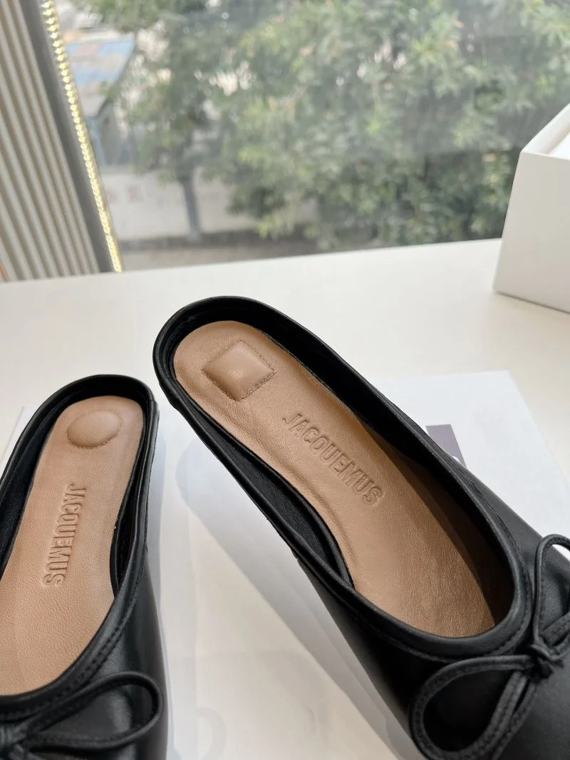 Economical Jacques Sandals