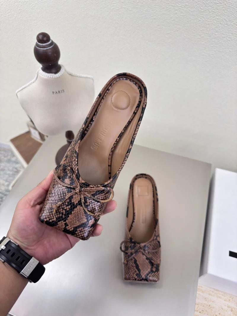 Exact replica Jacques Sandals