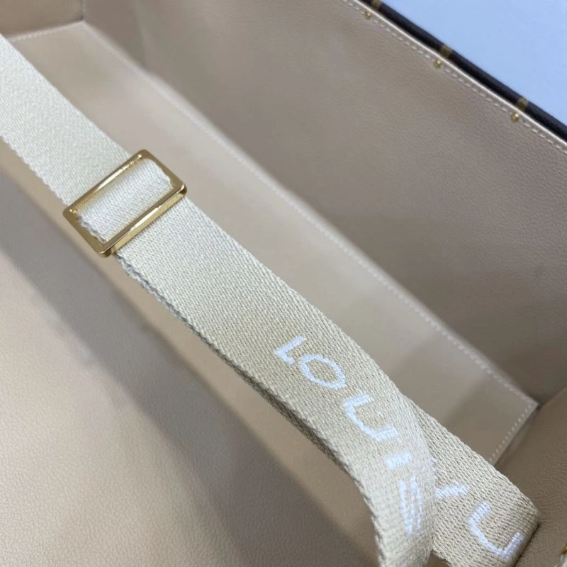1:1 copy Jewelry Box