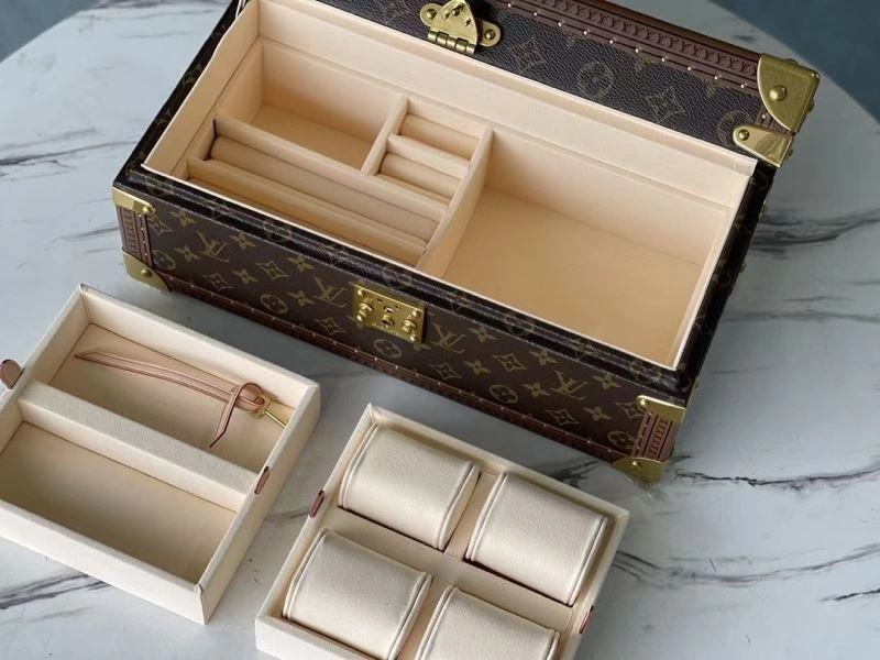 Bargain Jewelry Box