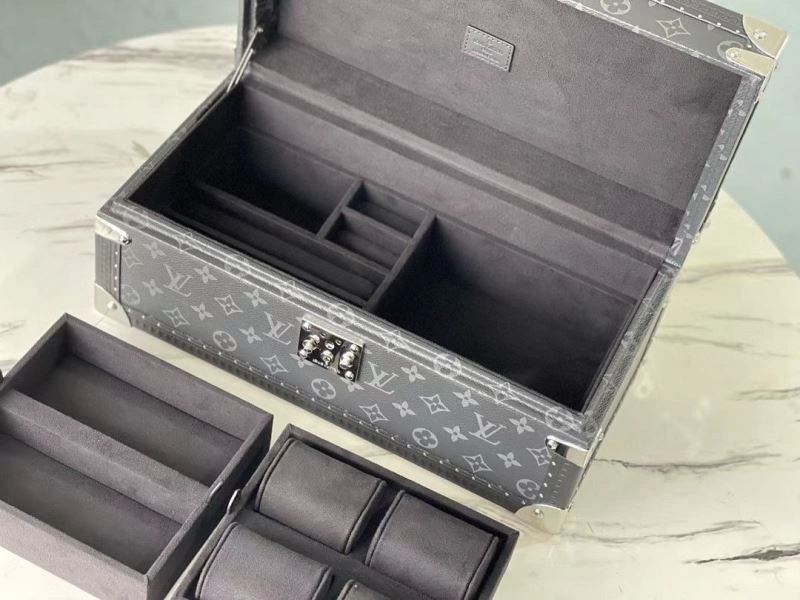 Cut-rate Jewelry Box