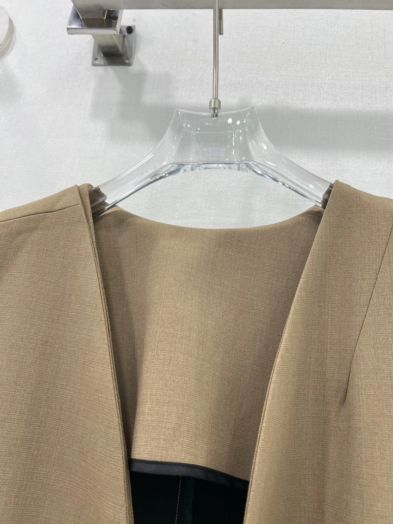 Authentic Jil Sandro Outwear