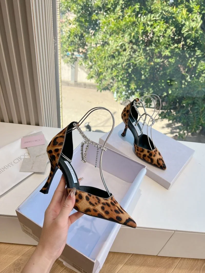 Low-cost Jimmy Choo Sandals