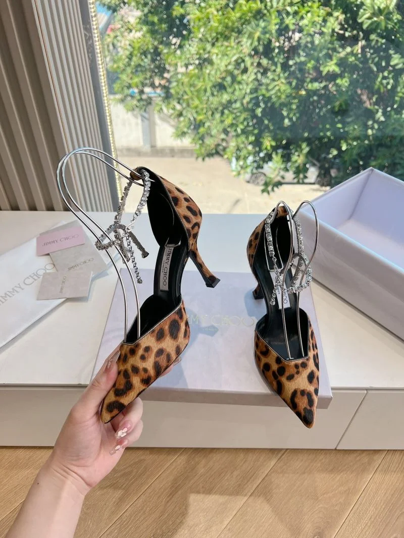 Low-cost Jimmy Choo Sandals
