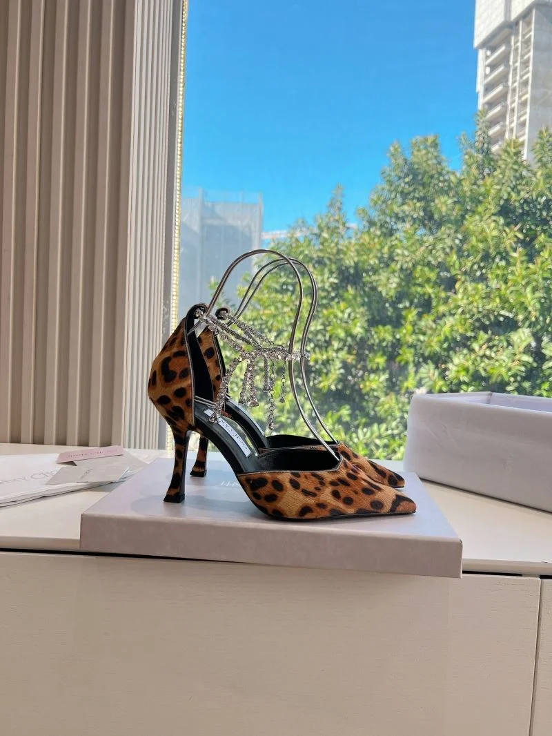 Low-cost Jimmy Choo Sandals