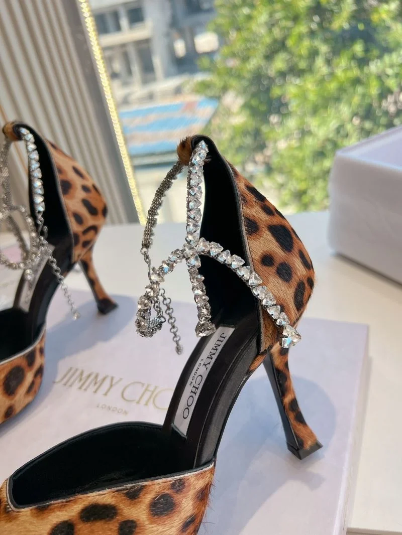 Low-cost Jimmy Choo Sandals