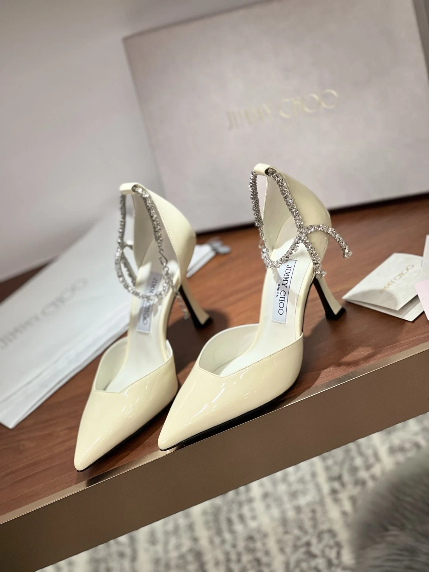 Exact replica Jimmy Choo Sandals