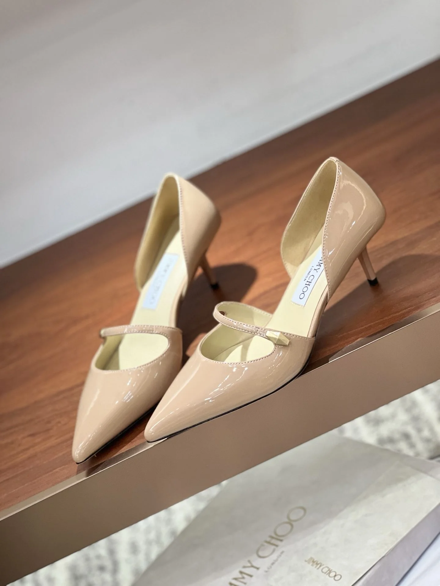 Exact replica Jimmy Choo Sandals