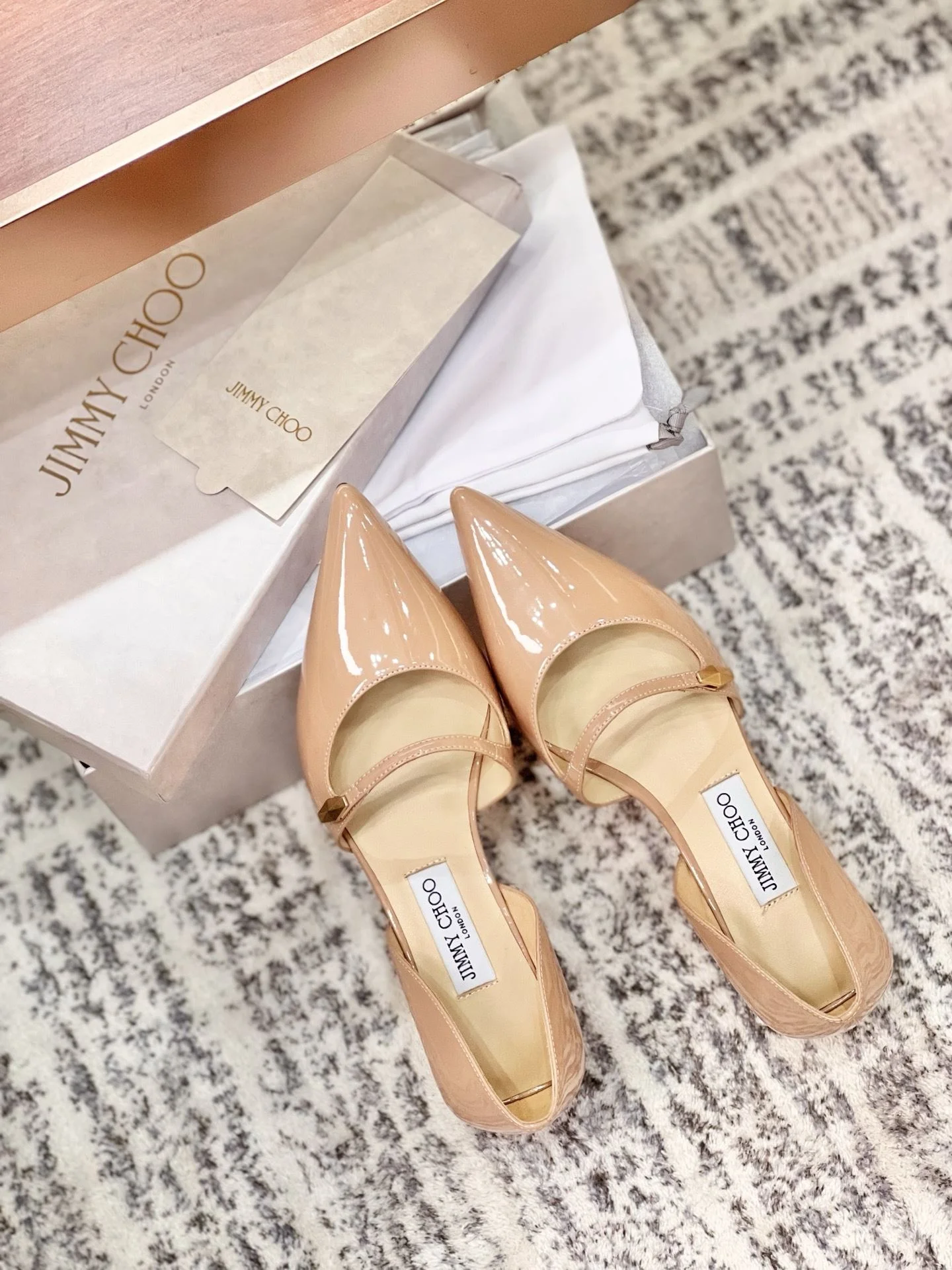 Exact replica Jimmy Choo Sandals