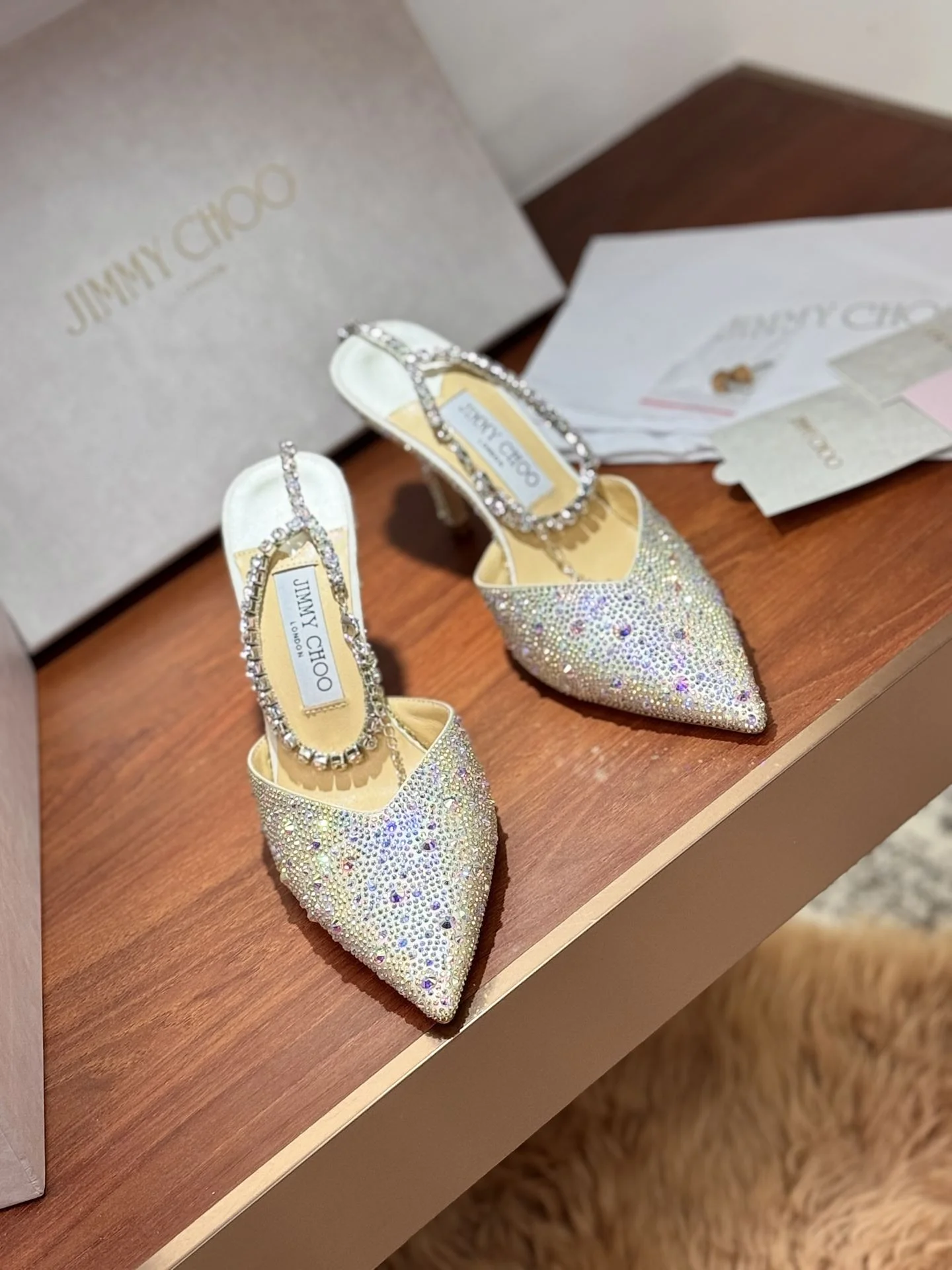 High accuracy Jimmy Choo Sandals