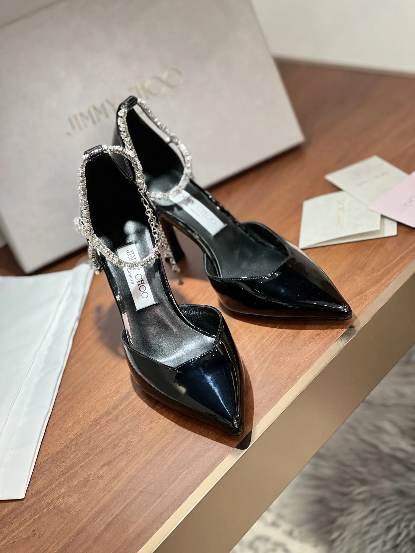 1:1 copy Jimmy Choo Sandals