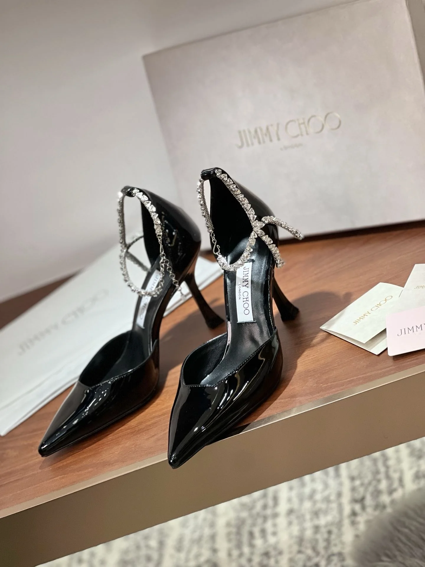 1:1 copy Jimmy Choo Sandals