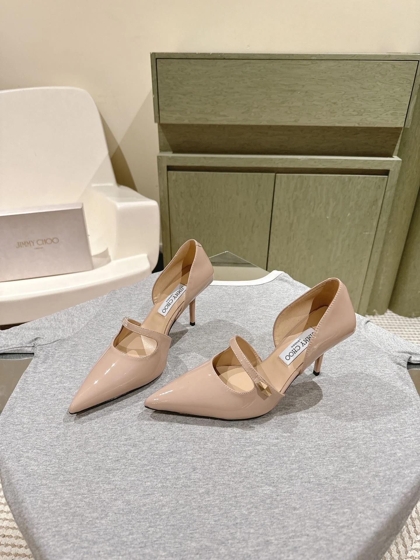 Bargain Jimmy Choo Sandals