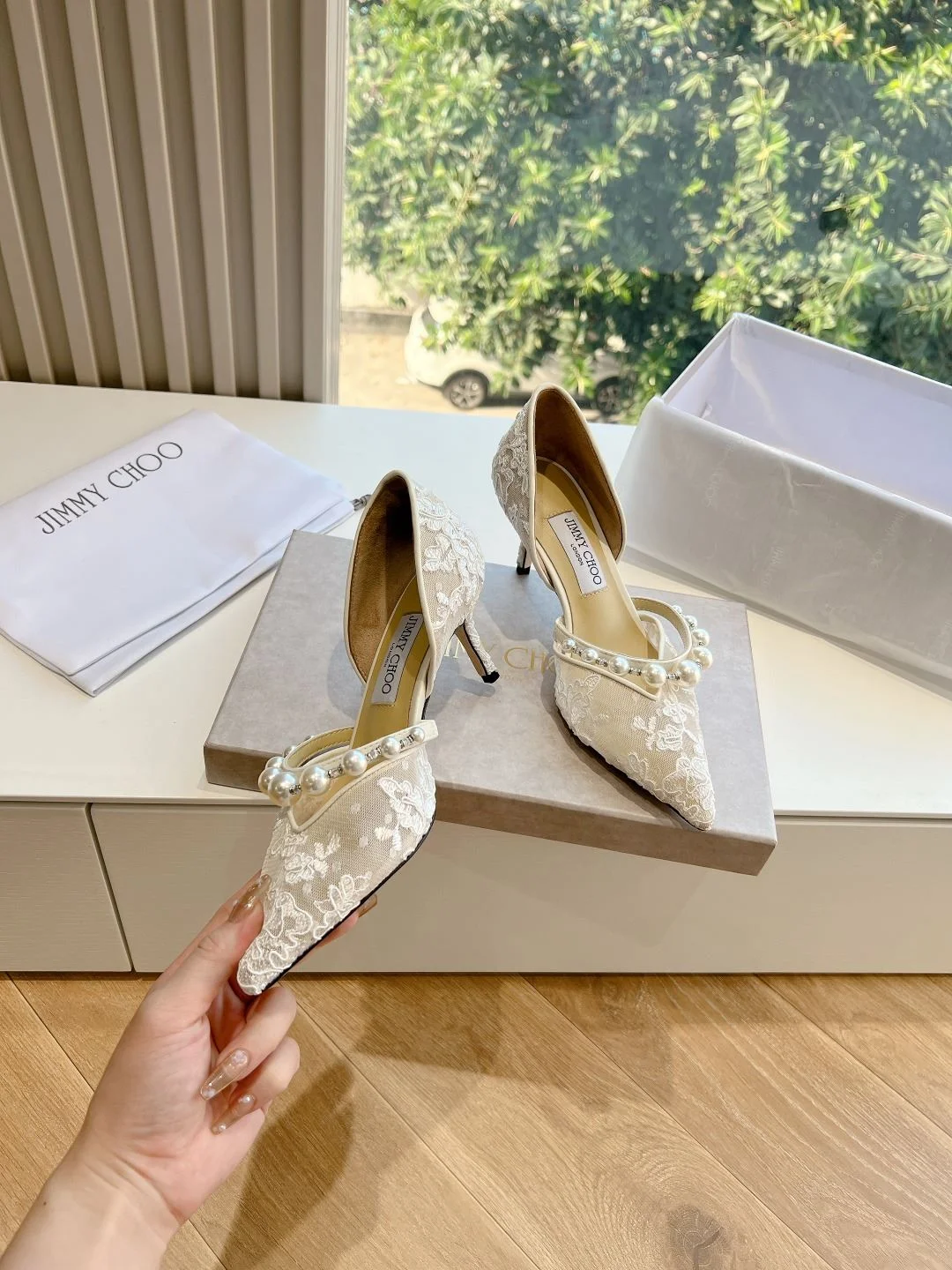 Exact replica Jimmy Choo Sandals