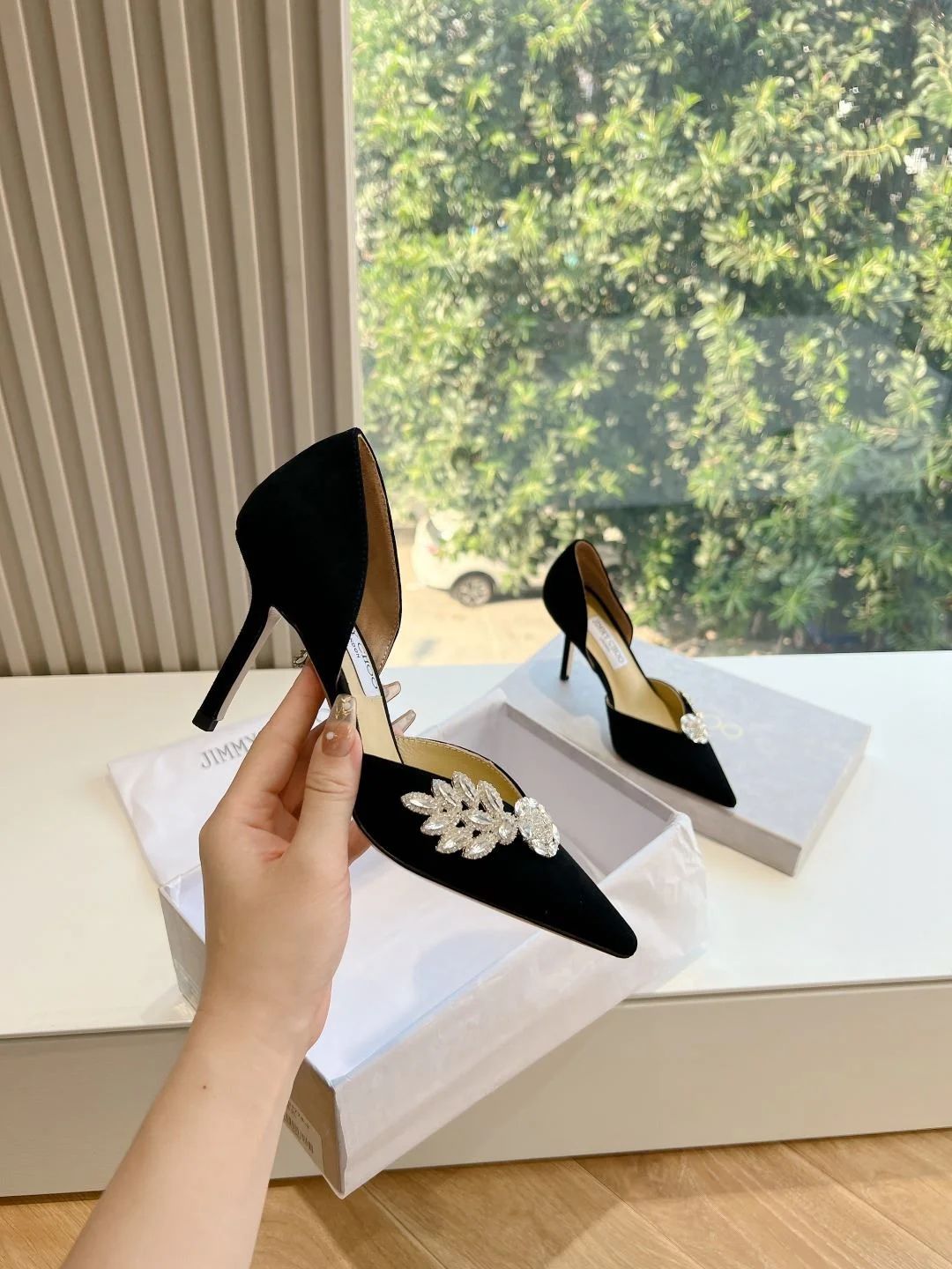 Inexpensive Jimmy Choo Sandals