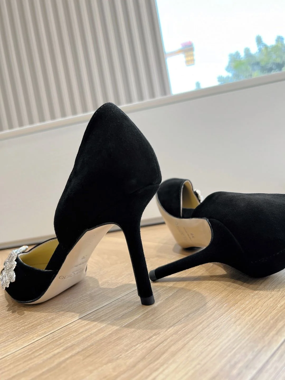 Inexpensive Jimmy Choo Sandals