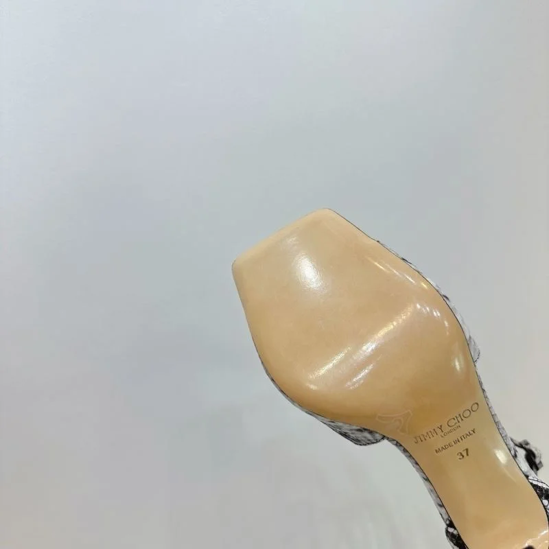 Accurate model Jimmy Choo Sandals