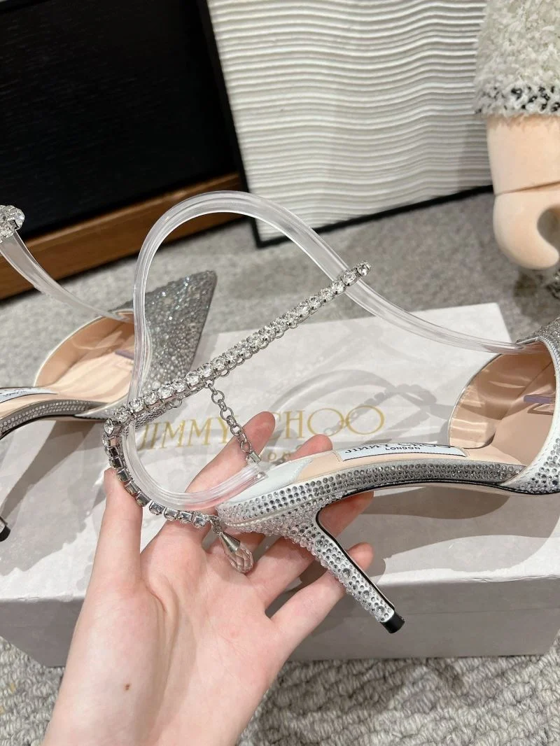 Low-cost Jimmy Choo Sandals
