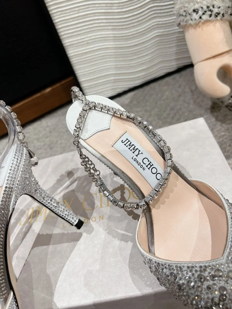 Low-cost Jimmy Choo Sandals