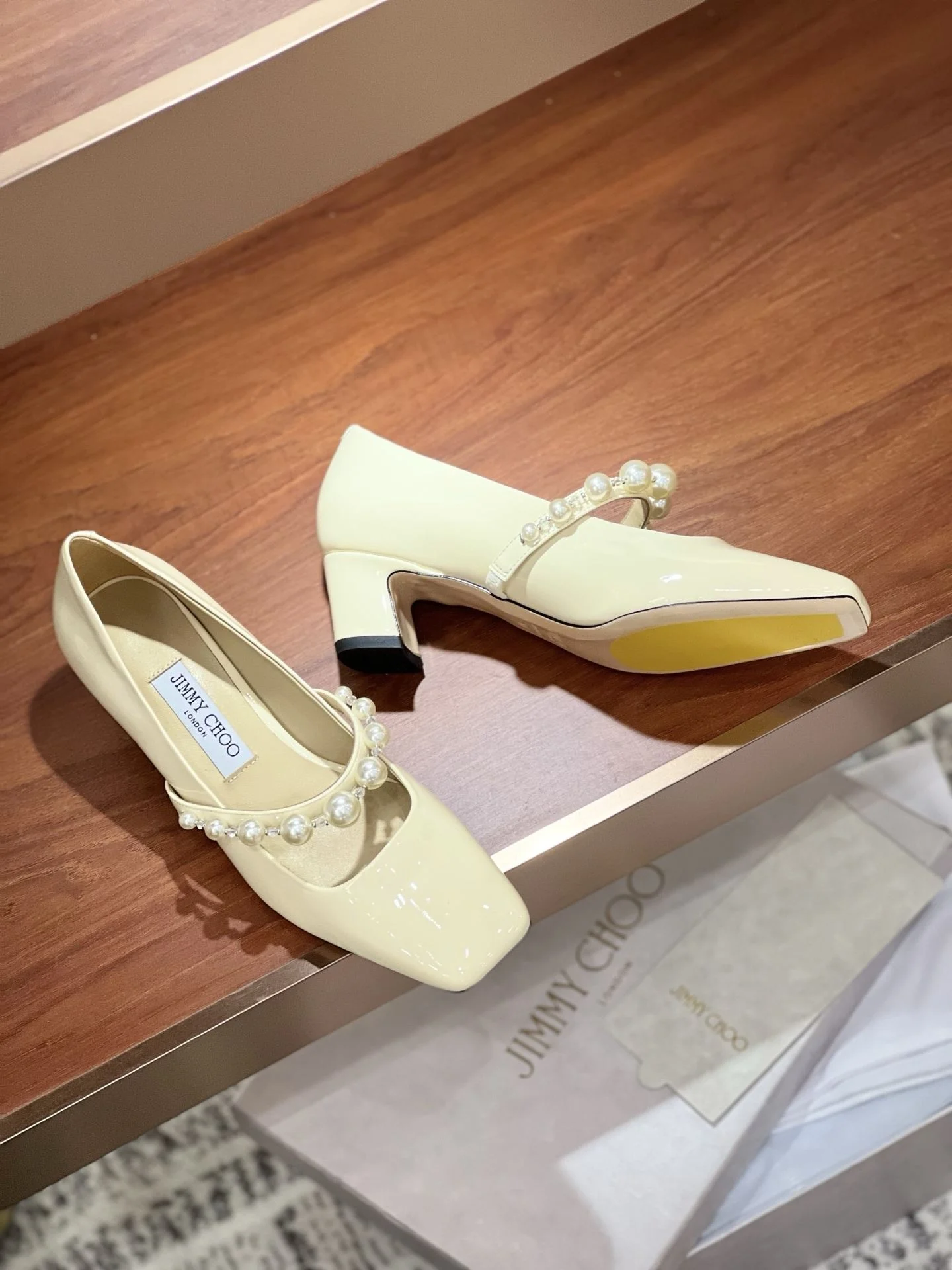 Exact replica Jimmy Choo Shoes